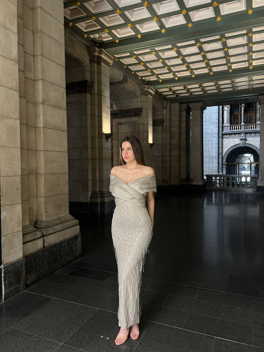 The Delina dress sand beige – Leyna Dresses