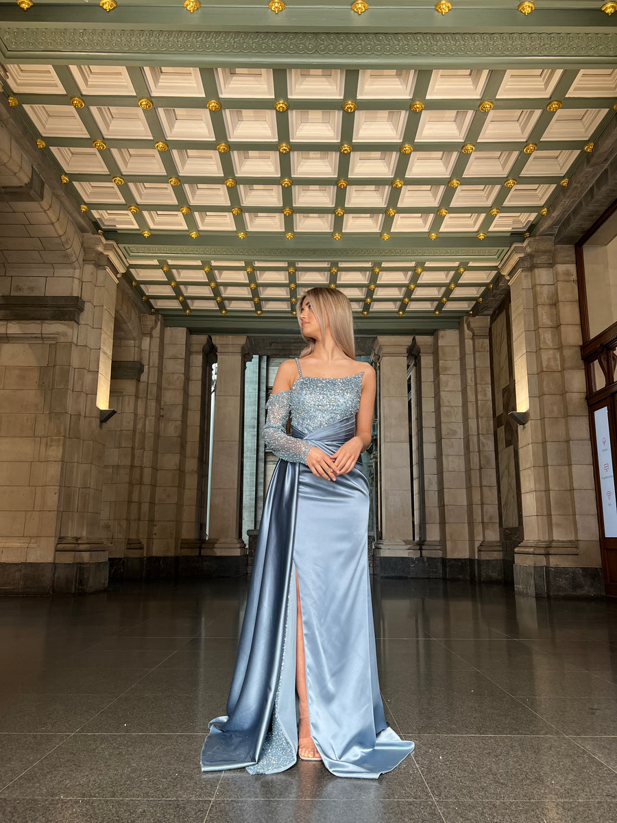 The Alena dress baby blue – Leyna Dresses